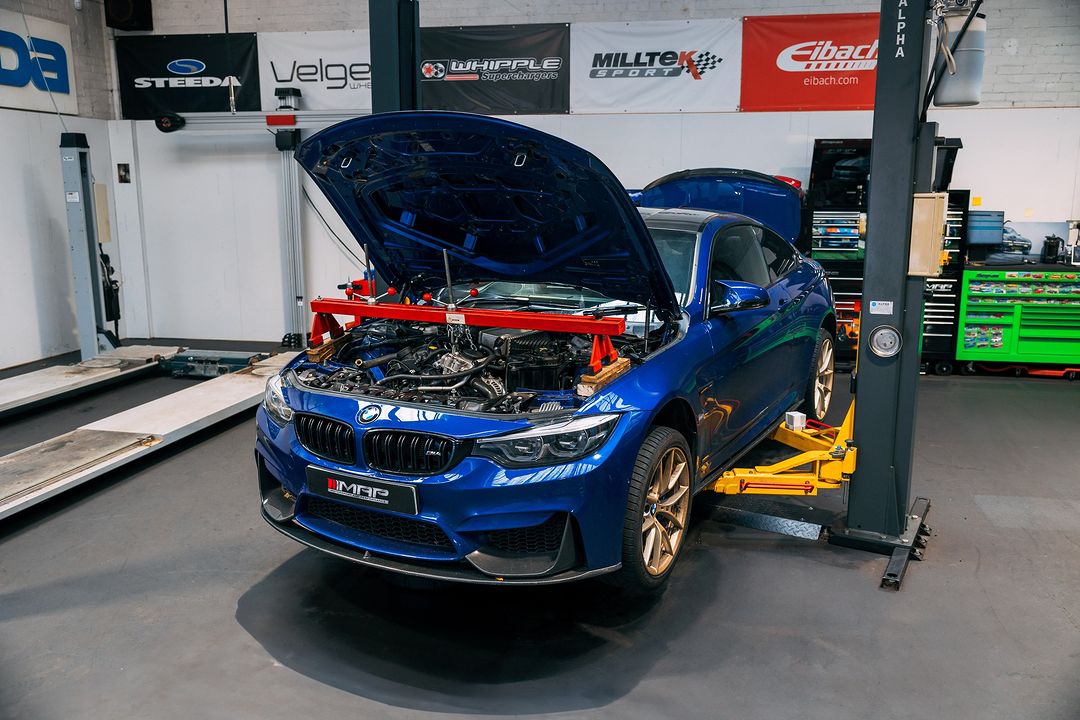 BMW - Motorsport and Performance